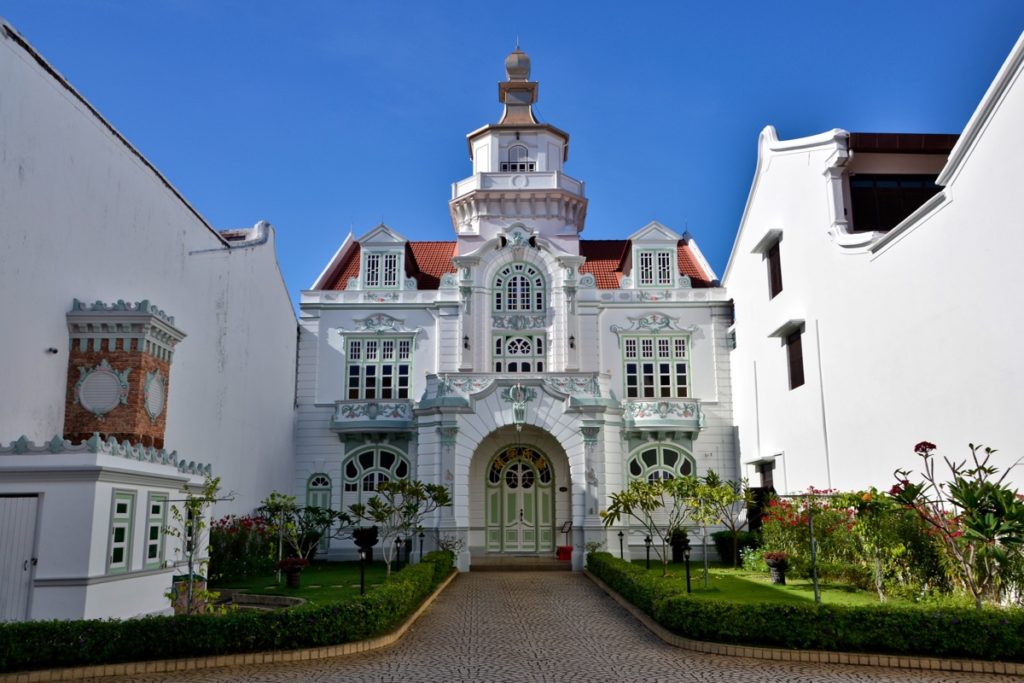 Malaysia Travel Tips & Food Guide - UNESCO Globetrotter Blog